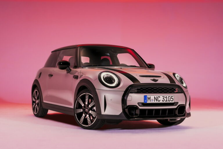 Mini cooper: lo que debes saber antes de comprarlo - Revista Ven America